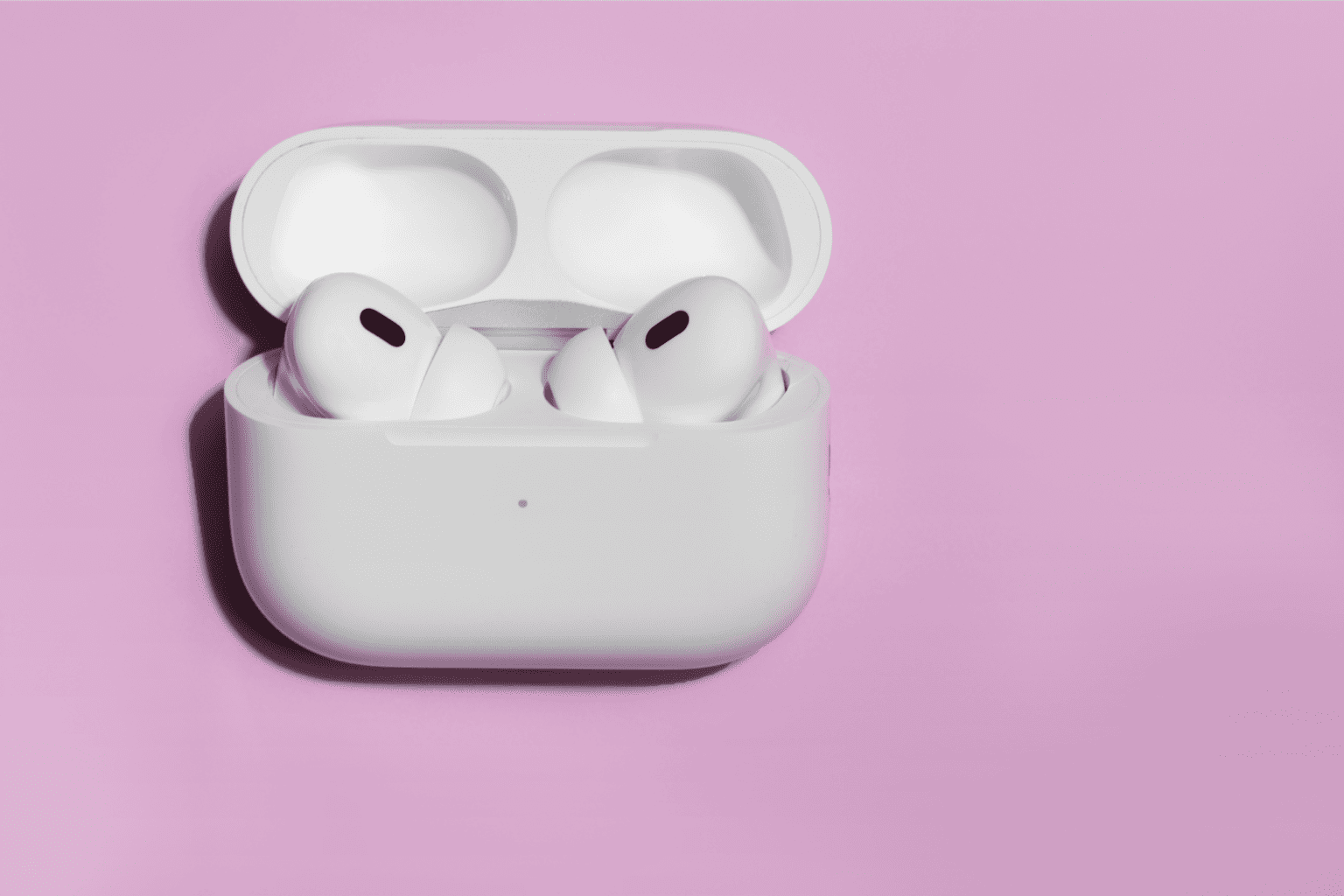 How To Connect Two Different Airpods To One Case – iTechTalk