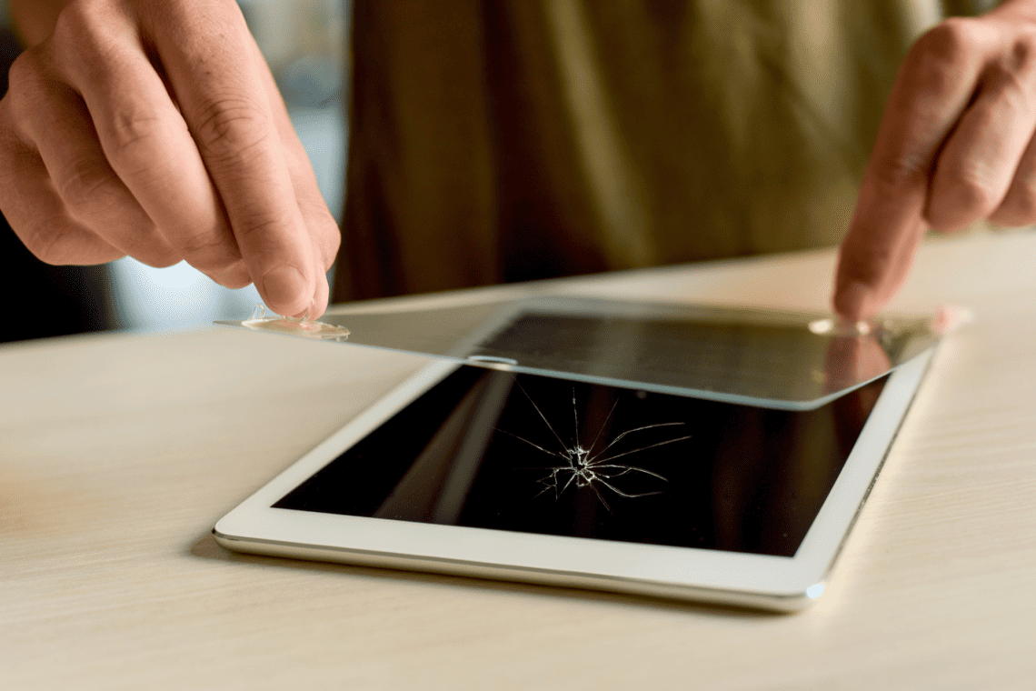 How To Fix A Cracked iPad Screen Without Replacing It – iTechTalk