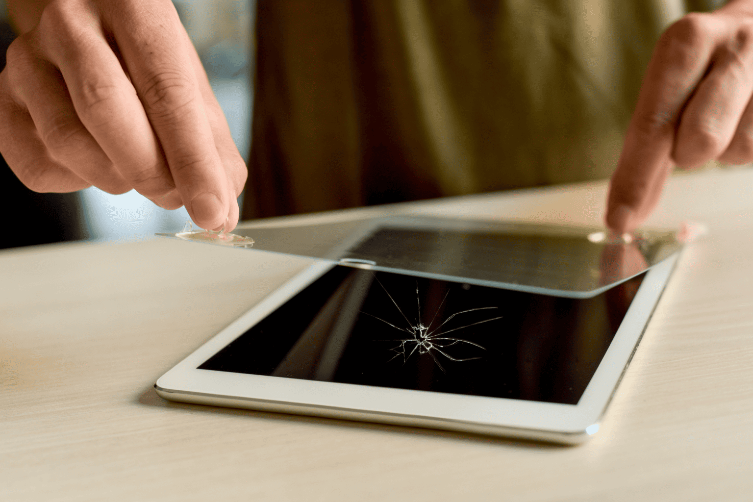 How To Fix A Cracked iPad Screen Without Replacing It – iTechTalk